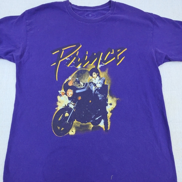 Prince | Tops | Prince Purple Rain Album Cover Tee Shirt Size Large ...